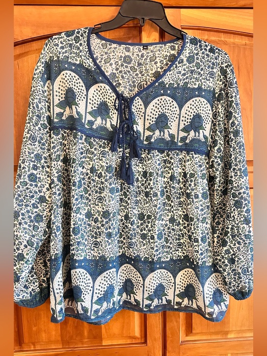 Tops | Blue Floral Print Popover Top New With 2 Tie Tassels 3xl Ptp 25 ...